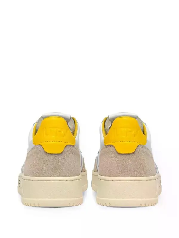 AUTRY Medalist Low Sneakers In Leather And Suede - White