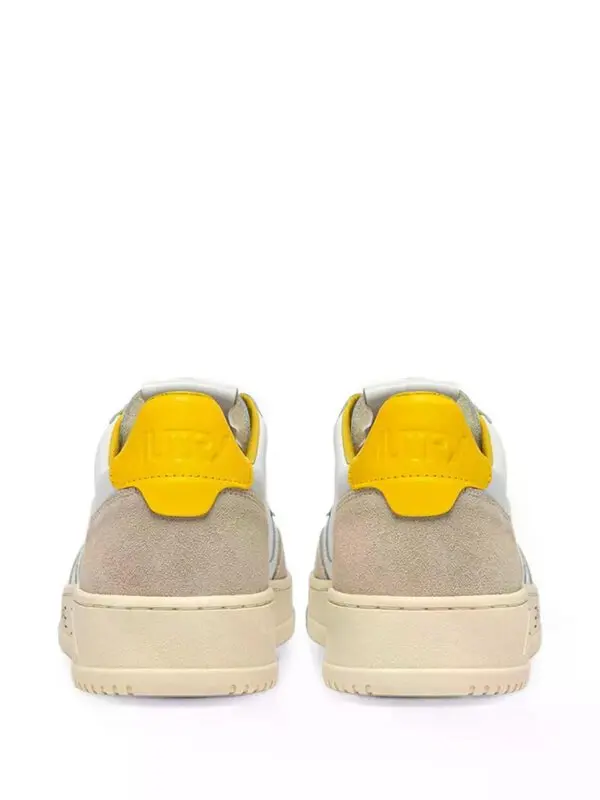 AUTRY Medalist Low Sneakers In Leather And Slicker Suede