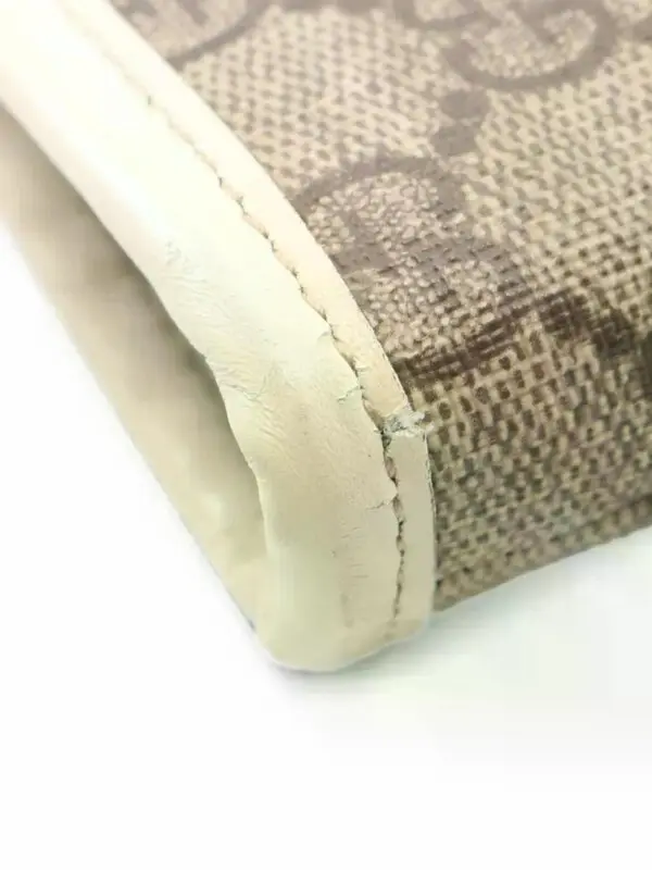 Gucci 2000s Gg Supreme Tote Bag