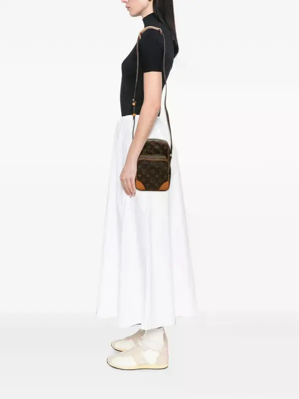 LOUIS VUITTON 2000 Monogram Amazone Crossbody Bag