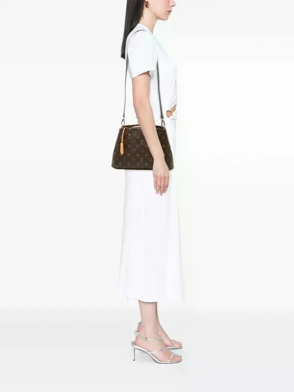 LOUIS VUITTON Monogram Montaigne Bb Satchel