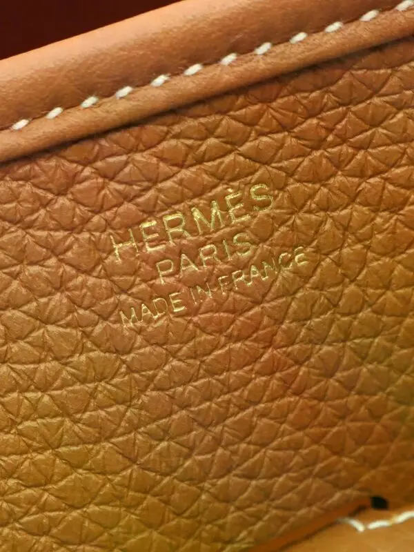 Hermès Leather Shoulder Bag With Perforated H Logo - Brown