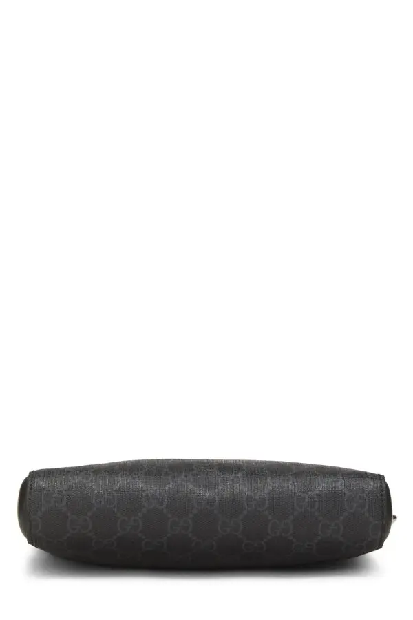 Gucci Gg Supreme Canvas Messenger Bag