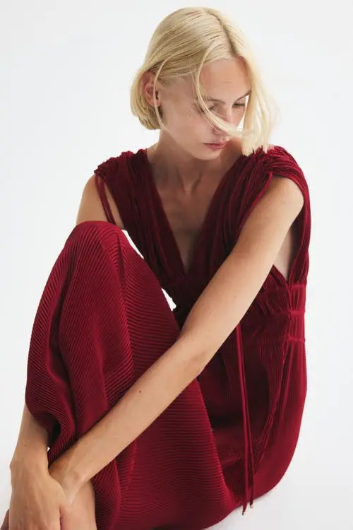 H&M Crinkled Drawstring Detail Maxi Dress