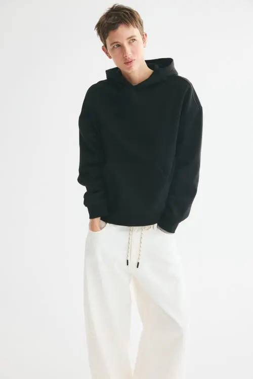 H&m Relaxed Fit Hoodie With Kangaroo Pocket - Black