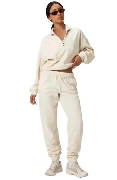 FABLETICS Cozy Fleece Sweatpant - Bone Heather