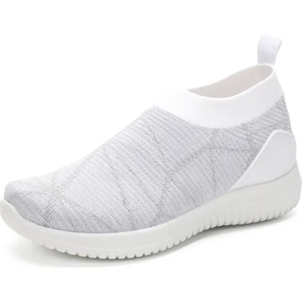 MIO MARINO Lightweight Slip-on Knit Sneakers With Breathable Mesh Upper - White