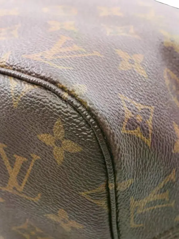 LOUIS VUITTON Monogram Neverfull Mm Tote Bag