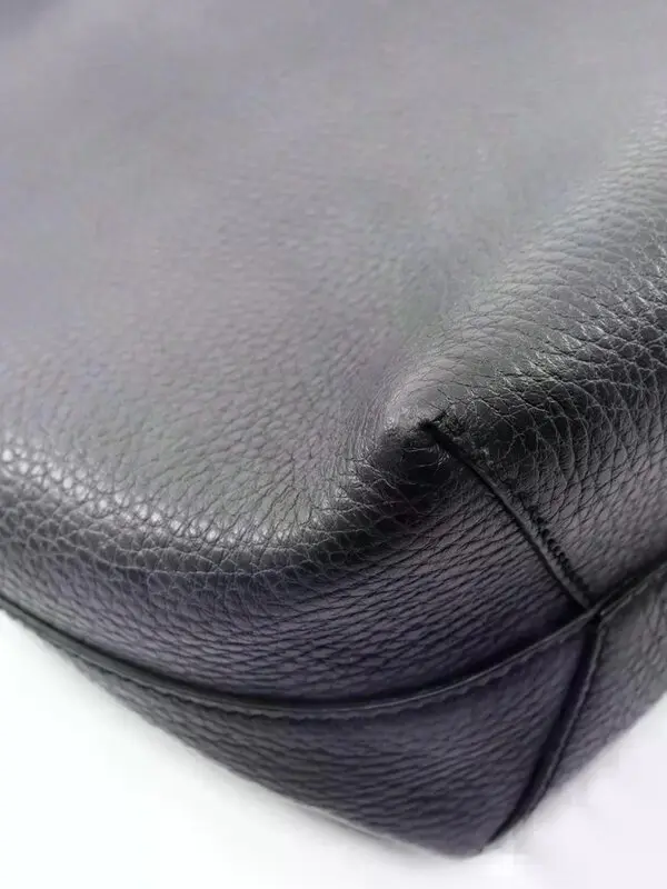 Gucci 2000s Leather Tote Bag