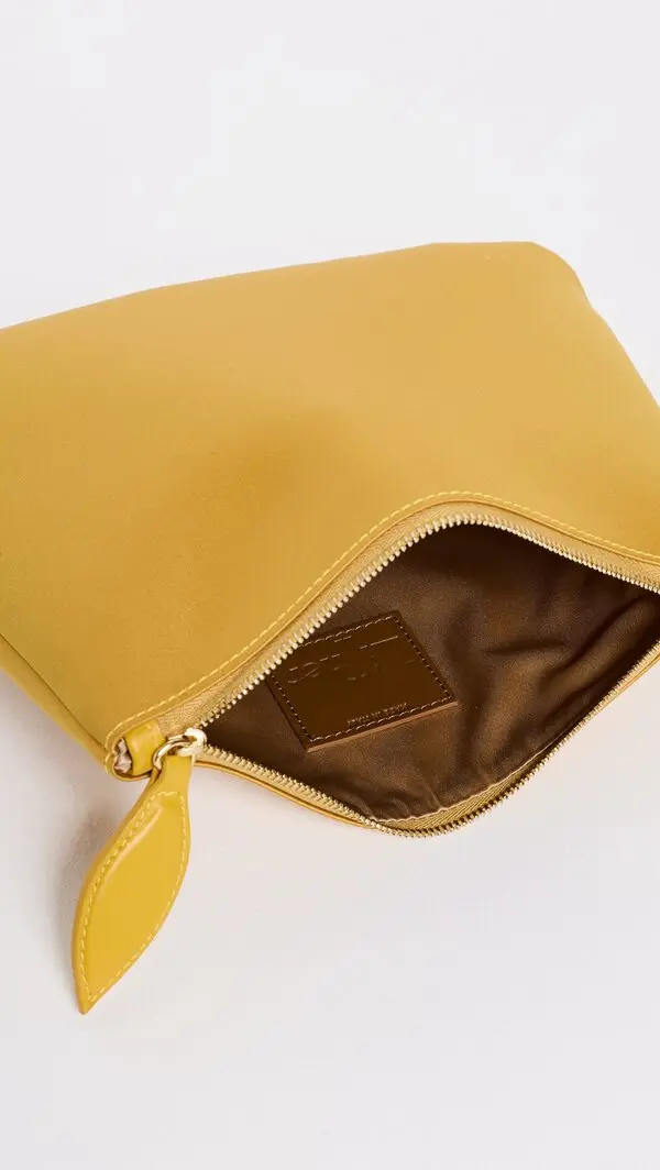 LIFFNER Zip Clutch