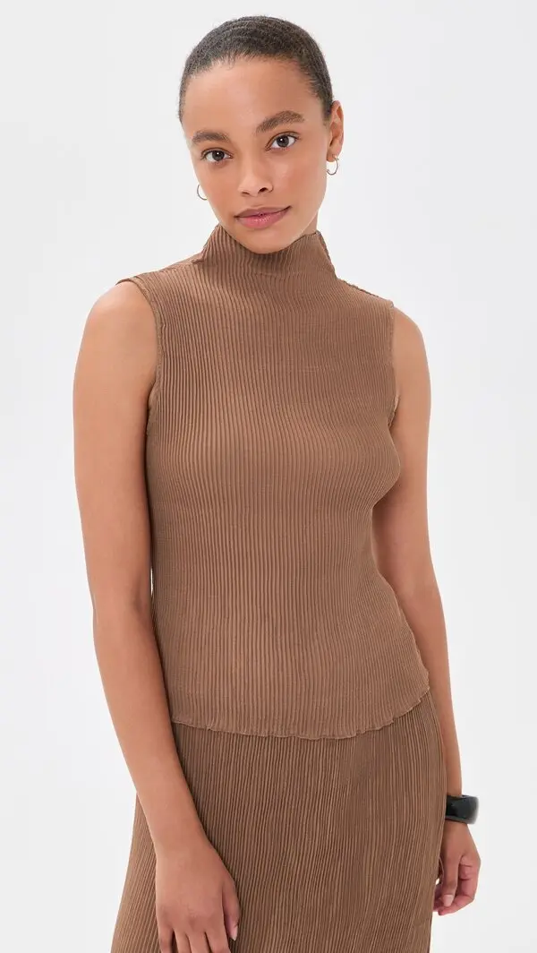 Lioness Sleeveless Mock Neck Top - Cocoa