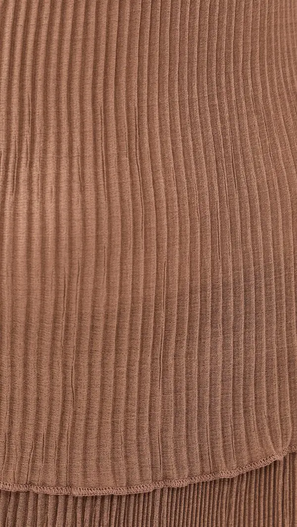 Lioness Sleeveless Mock Neck Top - Cocoa