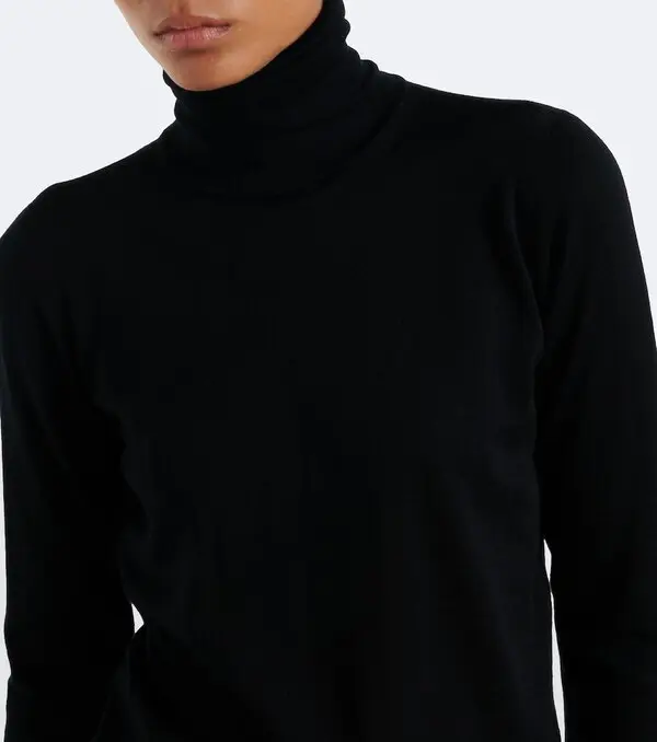 Max Mara Virgin Wool Turtleneck Sweater - Black