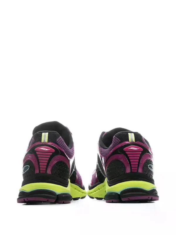 Saucony Progrid Triumph 4 Panelled Sneakers