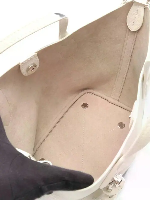 LOUIS VUITTON Mahina Blossom Pm Handbag
