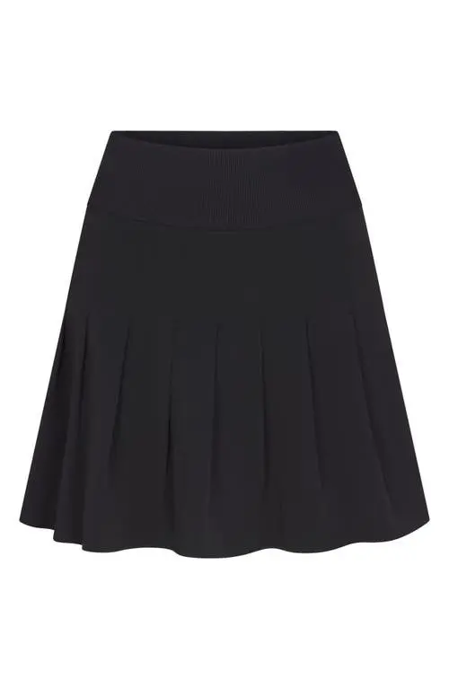 WILLIAMS ATHLETIC CLUB Serena Pleated Performance Skort