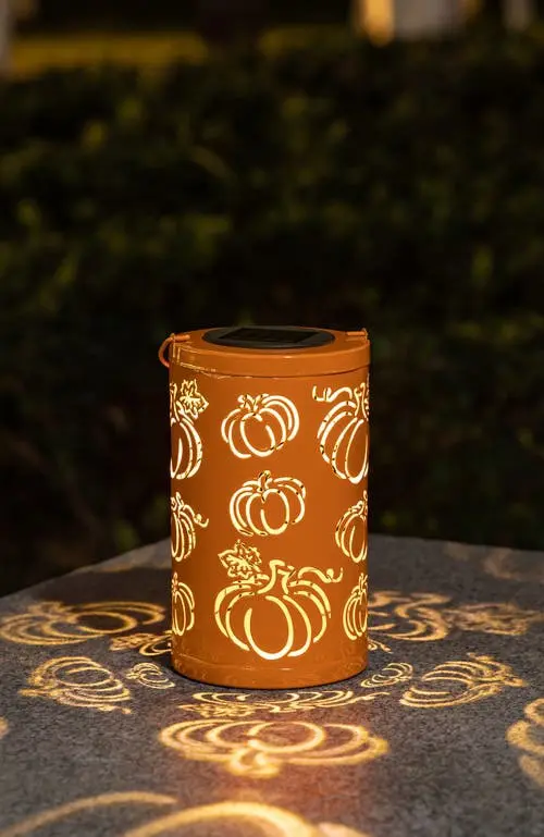 GLITZHOME Fall Metal Pumpkin Solar Powered Led Lantern