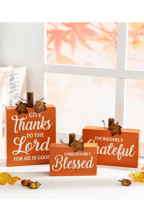 GLITZHOME 3pk Fall Wooden Pumpkin Table Decors