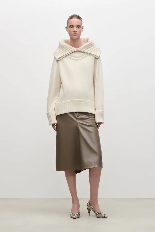Victoria Beckham Wide Collar Jumper - Ivory