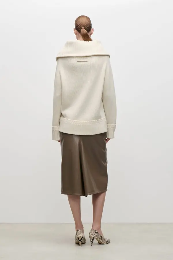 Victoria Beckham Wide Collar Jumper - Ivory