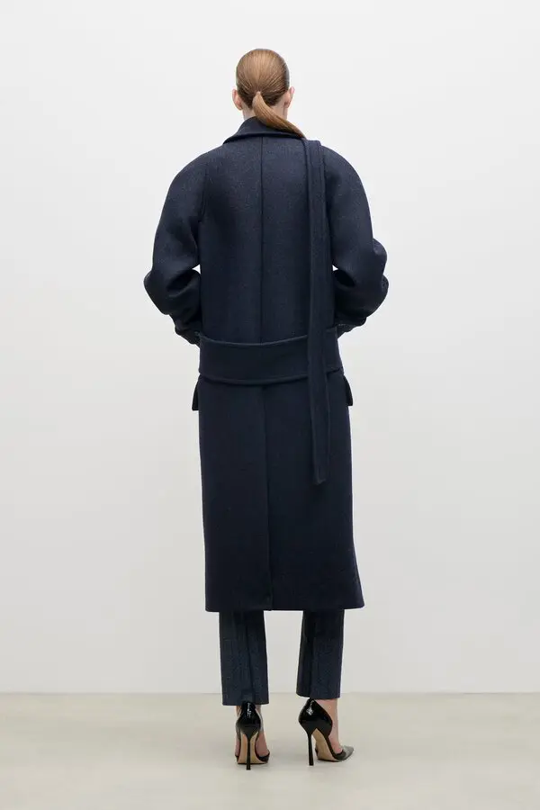 Victoria Beckham Latched Raglan Coat