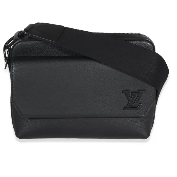 LOUIS VUITTON Calfskin Aerogram Fastline Messenger Bag - Black