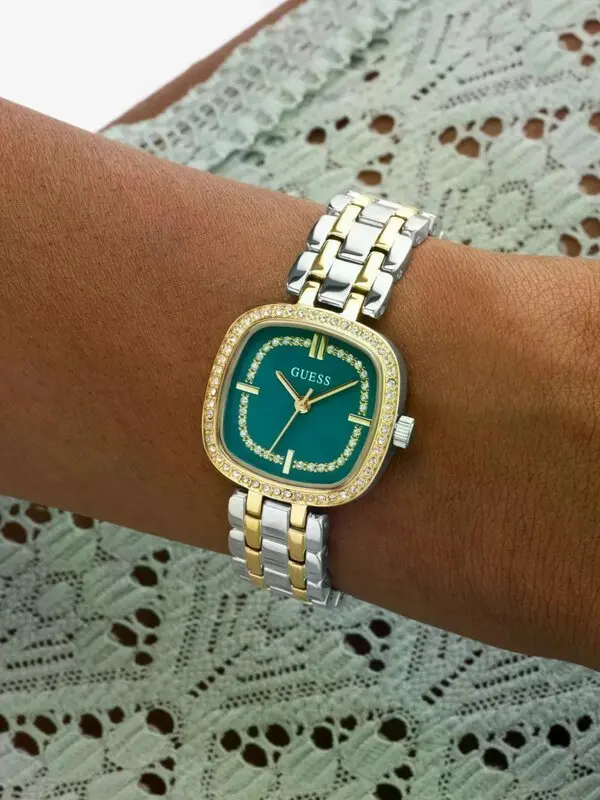 Guess Hazel 25mm Watch