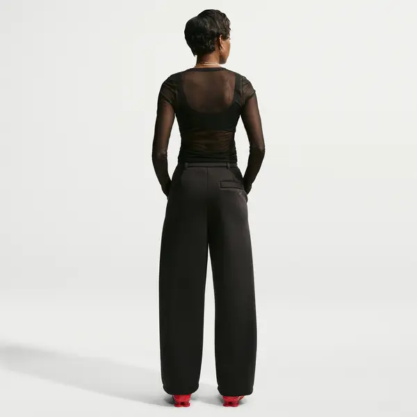 Nike Slim Long-sleeve Sheer Top