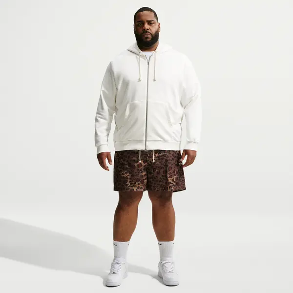 Nike Standard Issue 5" Basketball Shorts