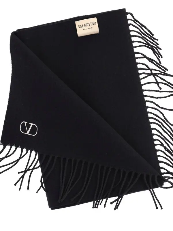 Valentino Garavani Scarf "vlogo Signature