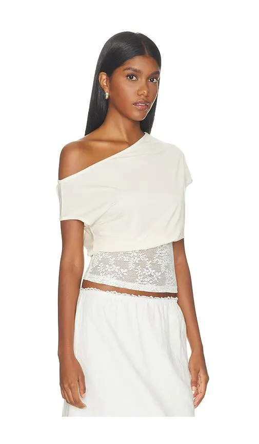 Lioness Etoile Off Shoulder Top In Cream