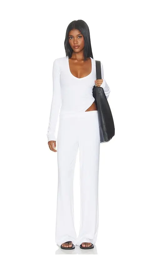 Eterne Butter Rib Long Sleeve V-neck Top