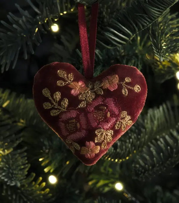 ANKE DRECHSEL Velvet Heart-shaped Bauble