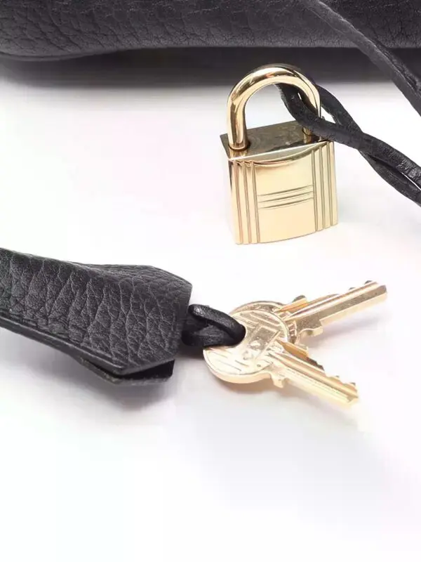 Hermès 1996 Ardennes Birkin Retourne 35 Handbag - Black