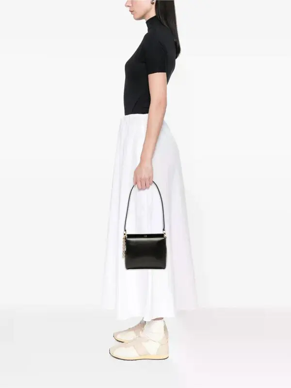 FERRAGAMO 2000-2026 Leather Gancini Shoulder Bag