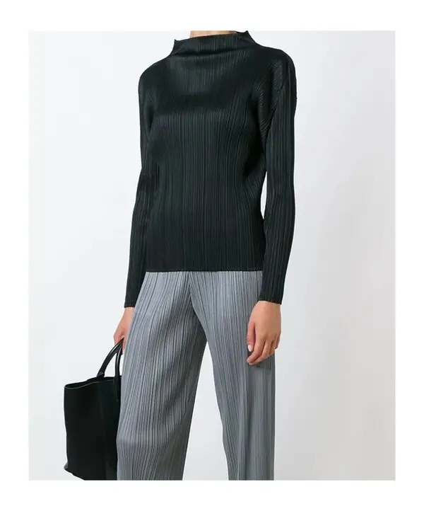 Issey Miyake High-neck Top