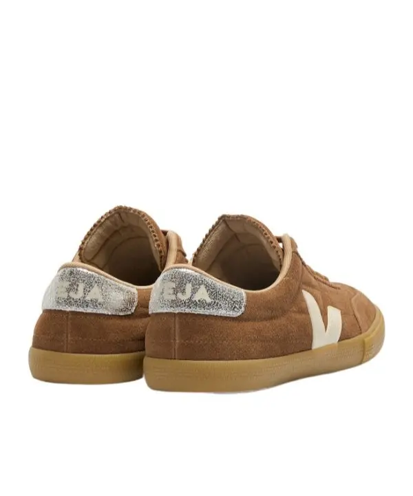 VEJA Panenka Sneakers