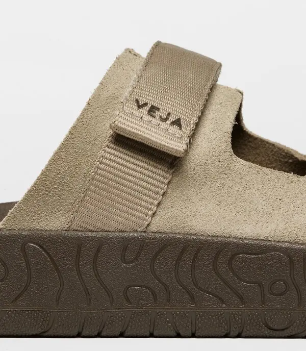 VEJA Arpoador Sandals