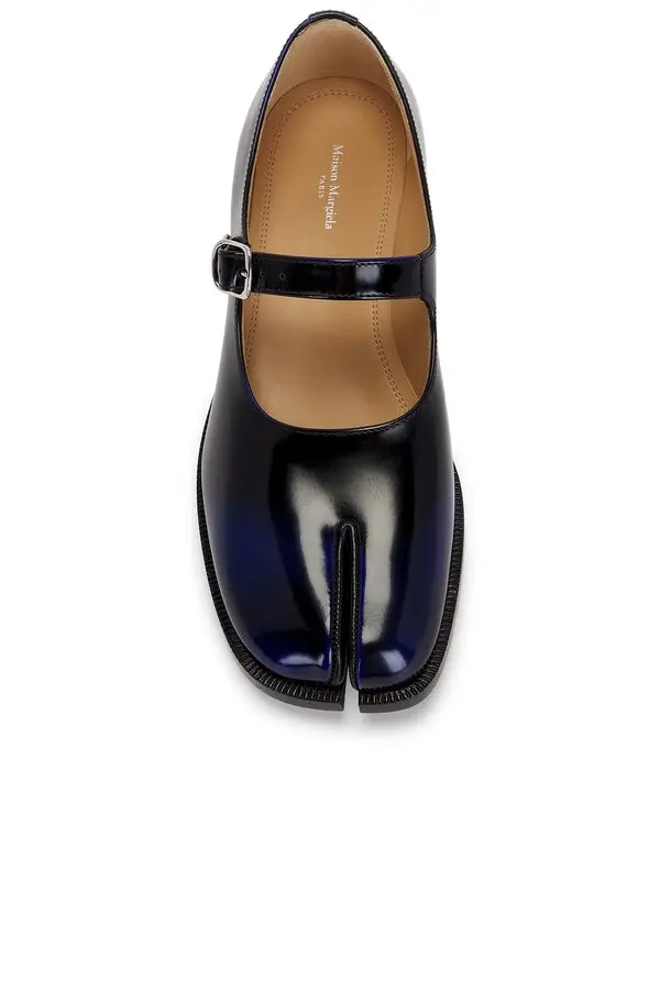 MAISON MARGIELA Tabi Mary Jane Flat In Navy