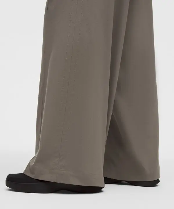 Lululemon Breezily Mid-rise Pant - Nomad