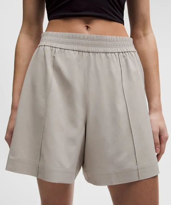 Lululemon Breezily Mid-rise Short 6 - Downtown Tan