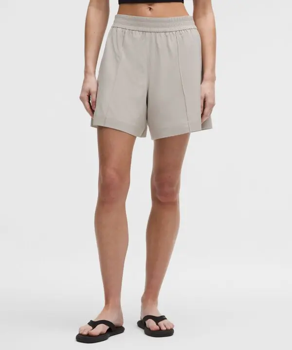 Lululemon Breezily Mid-rise Short 6 - Downtown Tan