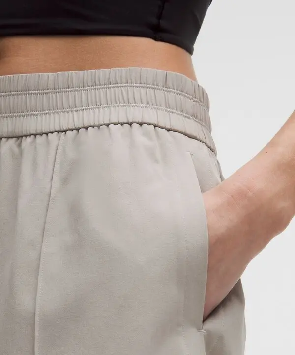 Lululemon Breezily Mid-rise Short 6 - Downtown Tan
