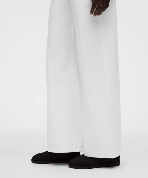 Lululemon Easy Five Low-rise Classic Wide-leg Pant - White