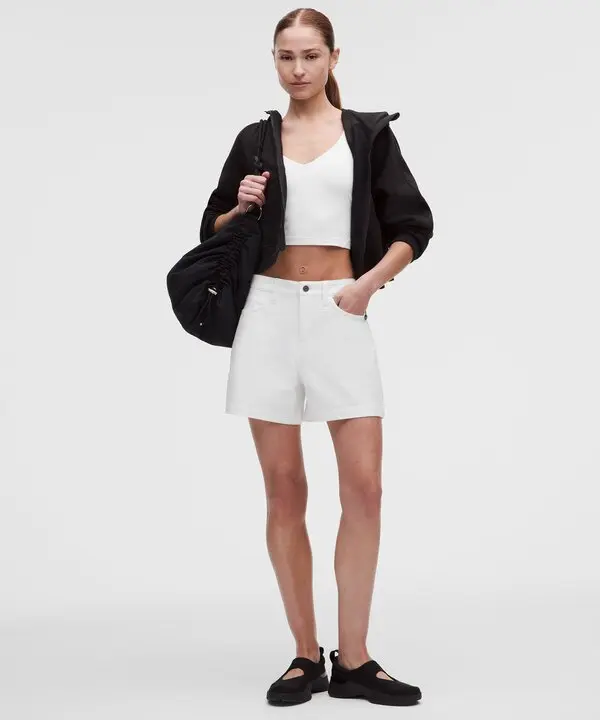 Lululemon Easyfive Mid-rise Short 4.5 - White