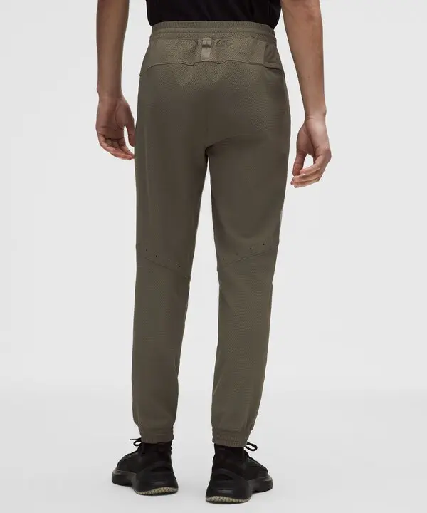 Lululemon License To Train Textured Jogger - Army Green