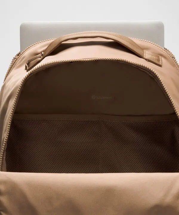 Lululemon New Crew Backpack Large 30l - Sand