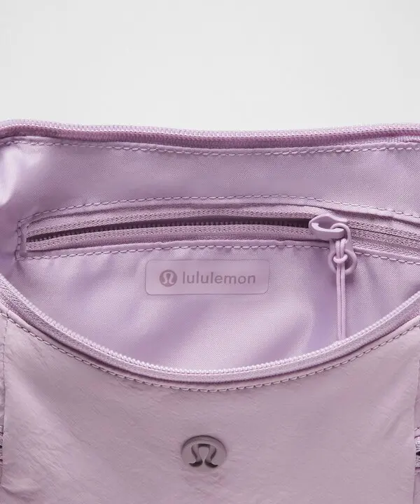 Lululemon Small Slouchy Sling Bag 3l