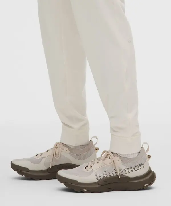 Lululemon Mesh Soft Jersey Jogger - Light Ivory