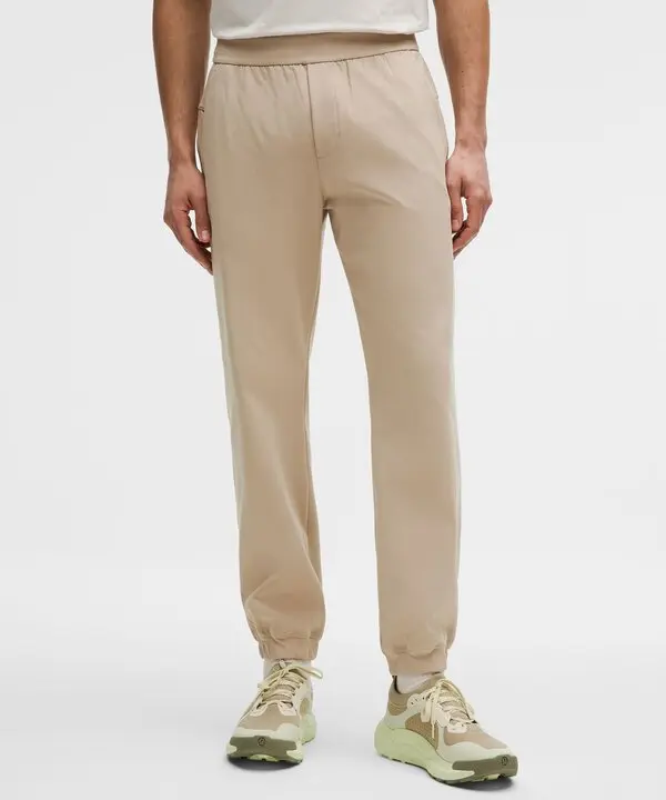 Lululemon Sojourn Jogger - Wacky Khaki